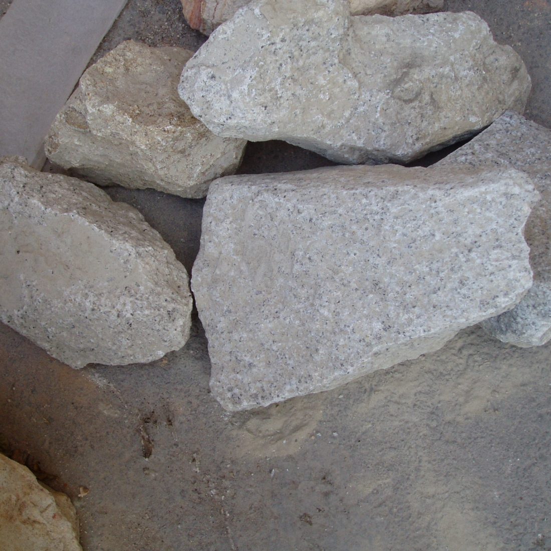 ROCA CALIZA CAREDA | Elmolino